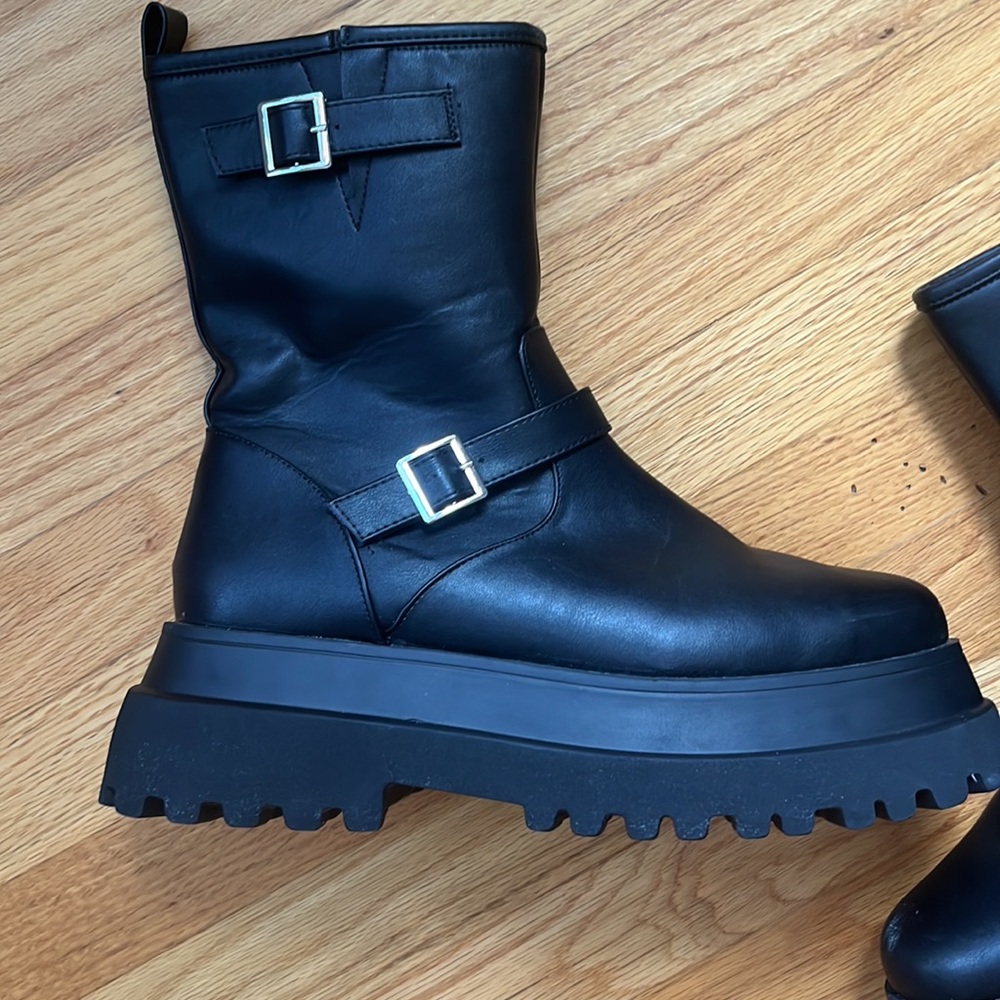 Asos Black Chunky Platform Boots - Gem